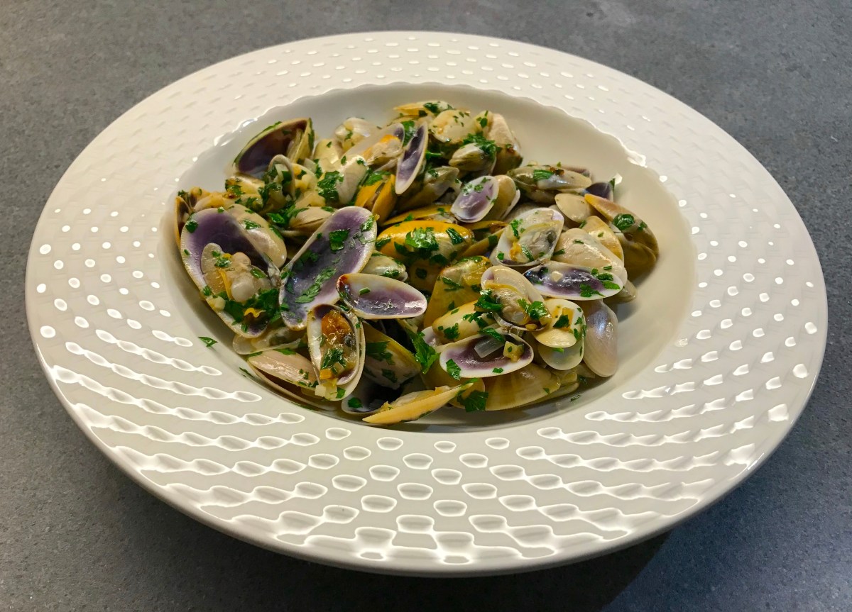 Tellines with Parsley – Cook and Drink